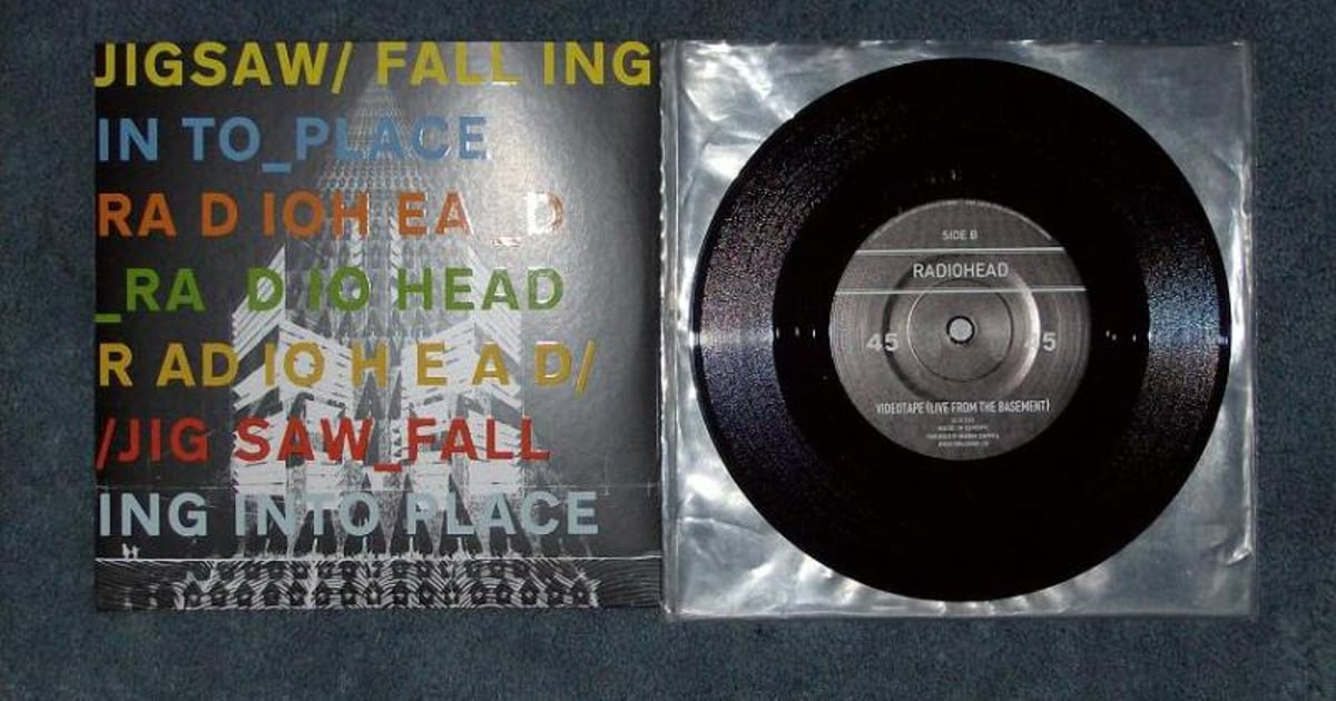 Radiohead - Jigsaw Falling Into Place | Dead Format